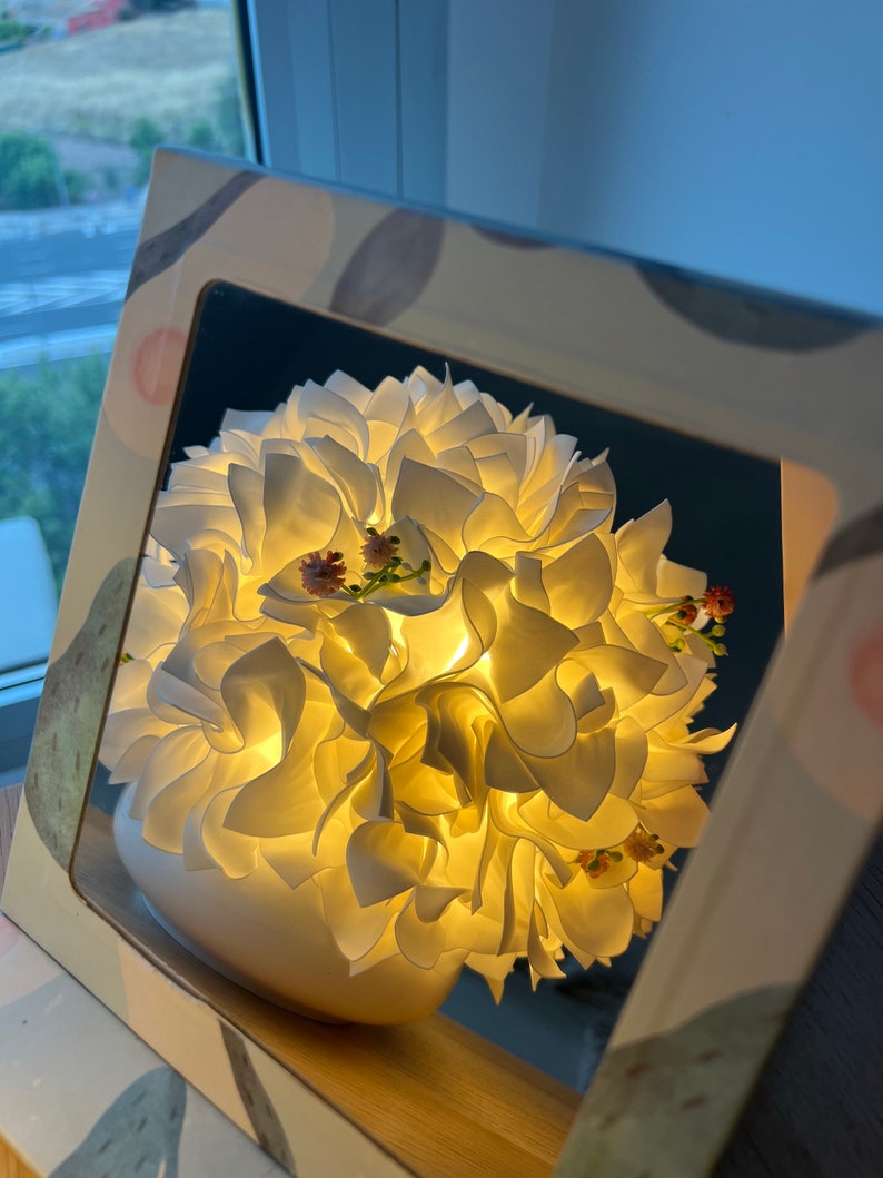 Hydrangea Art Flower Desk Lamp, Decorative Bedroom Tabletop Night LED ...