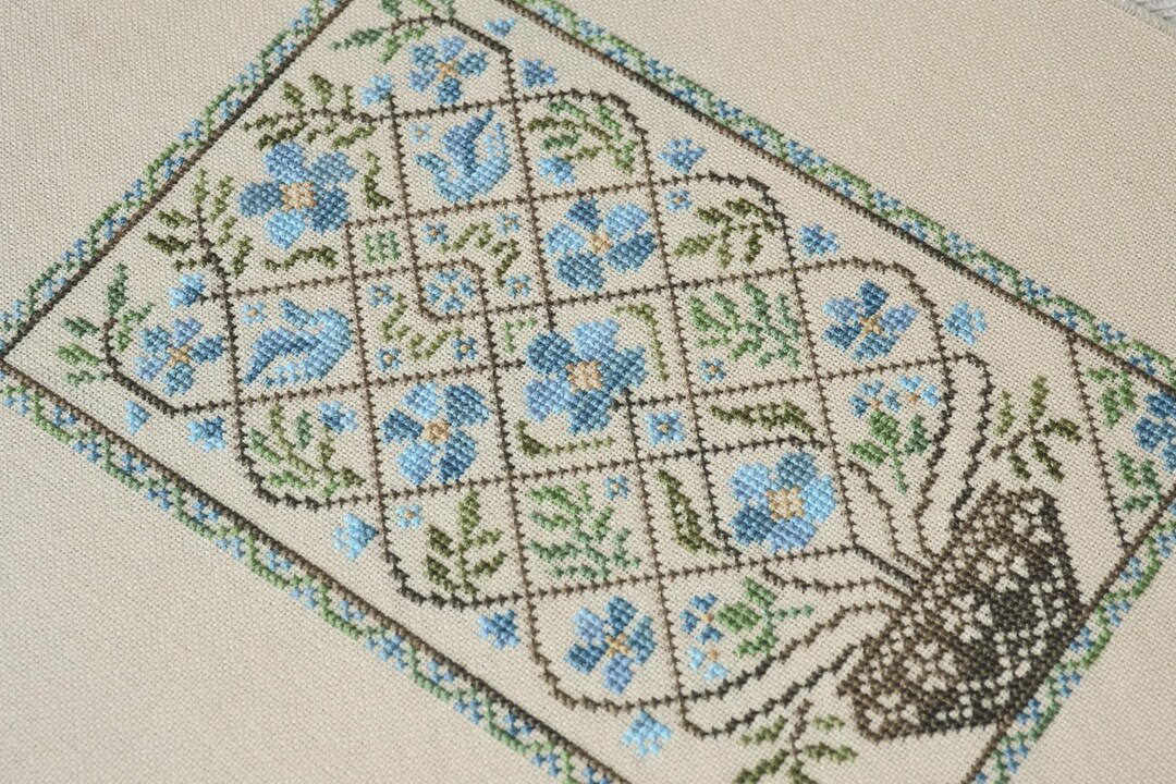 Periwinkle Tree of Life Cross Stitch Kit, Blue Flowers Sampler ...