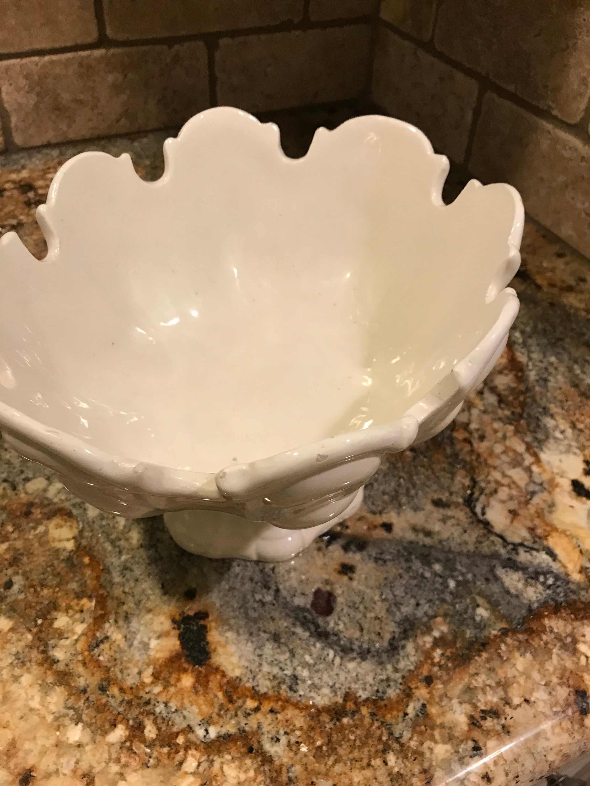 Large White Scalloped Bowl/planter/compote Vintage Made in Italy - Etsy