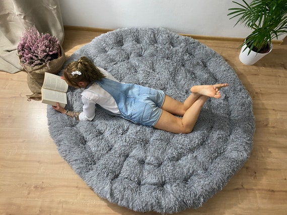 Big round pillow bed store
