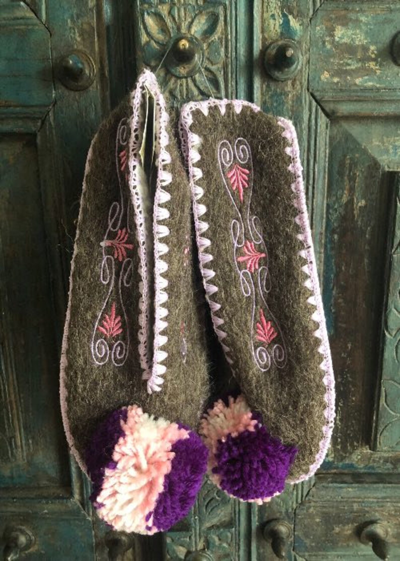 Warm Slippers - Elsa Winter Colors, Woolen Slippers for Woman, Woolen ...