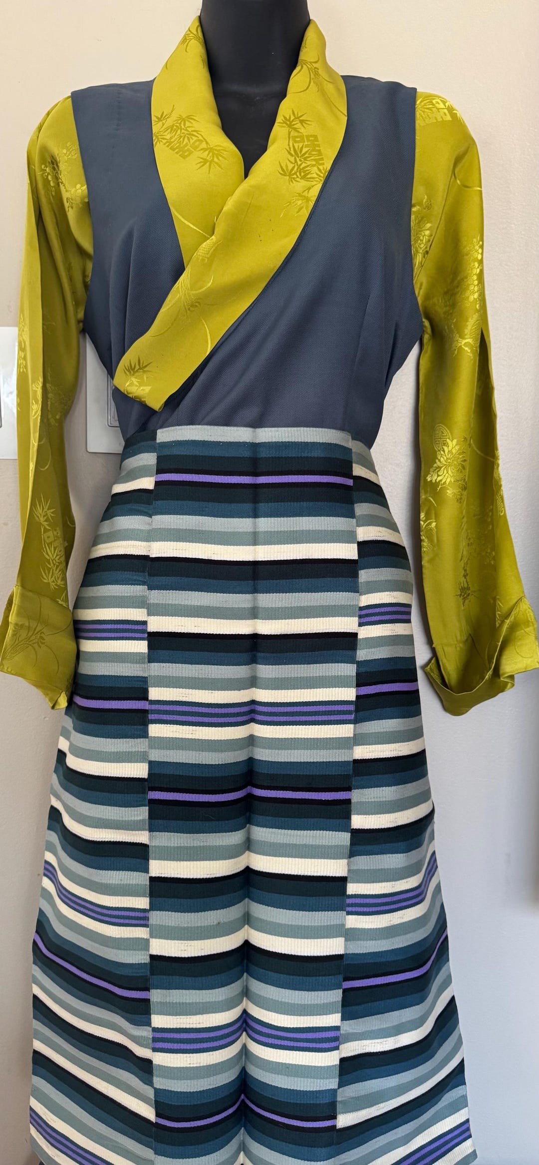 Tibetan Traditional Apron (pangden) – Handwoven Wool - Etsy