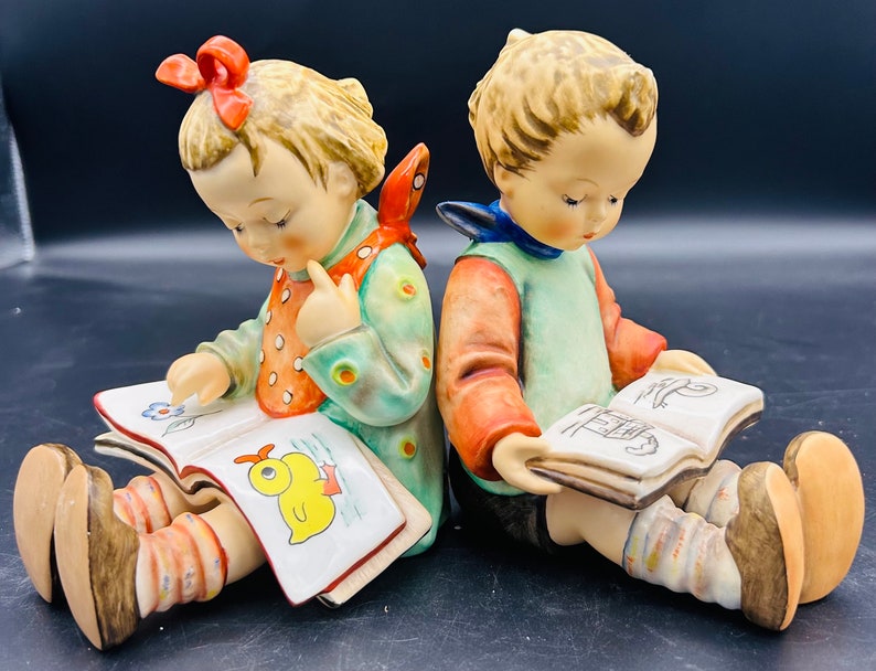 Hummel Goebel Bookworm Bookends: Boy and Girl Reading - Etsy