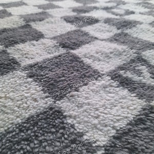 Grey White Handmade Check Rug, Checkered Moroccan Rug, Home Decor Rug ...