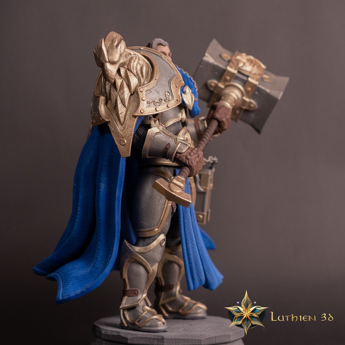 Uther the Lightbringer World of Warcraft Warcraft Uther Figure Uther 3d ...