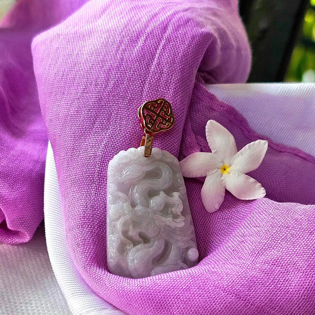 White Jade Pendant Carved Dragon Clear Texture Sharp Carving Real ...