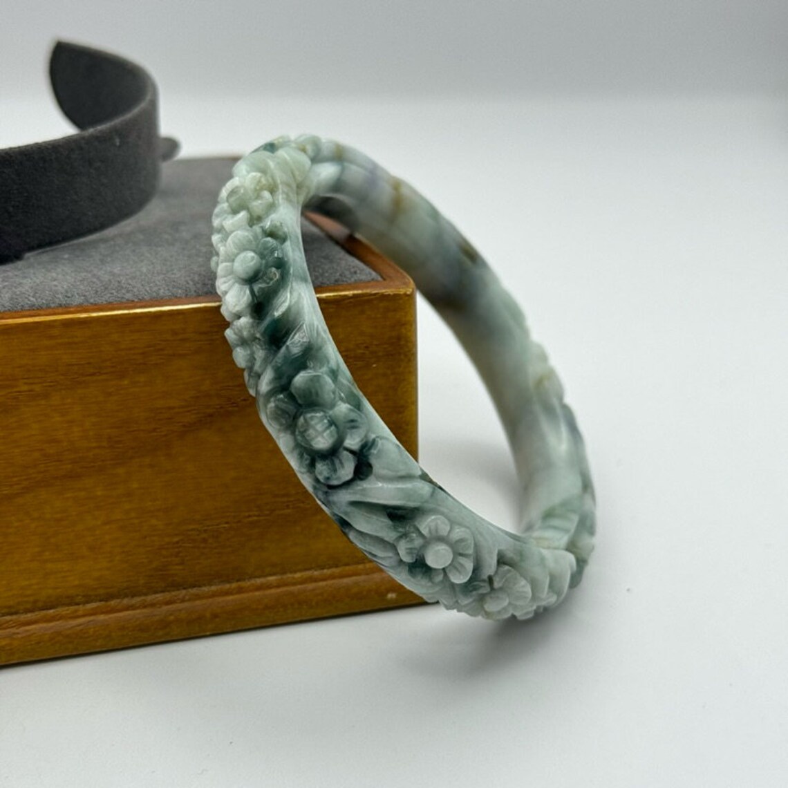 Burmese Jade Bangle Carved Flower Pattern White Gray Honey Donut Shape ...