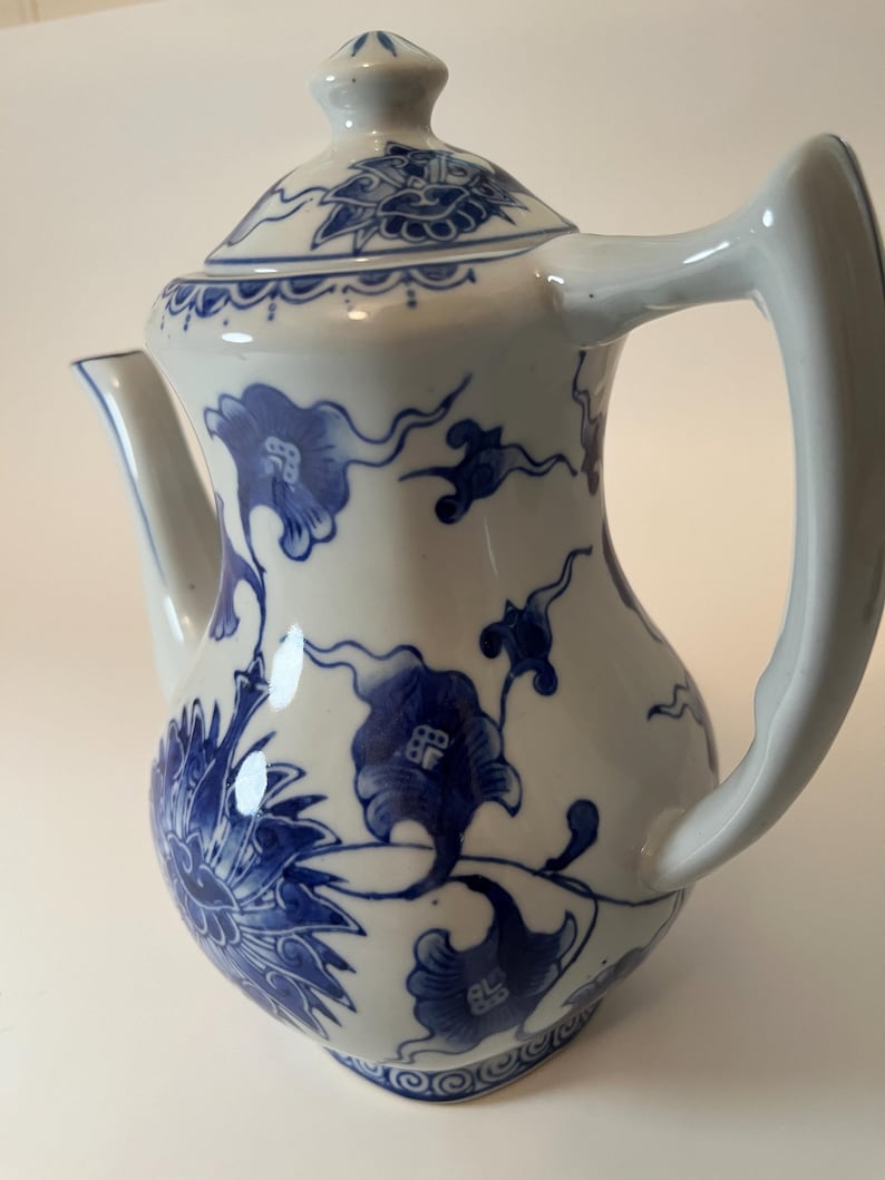 Vintage Blue and White Lotus Porcelain Teapot - Etsy