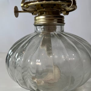 Vintage Lamplight Farms Oil Lamp – Golden Globe Ribbed Glass - Etsy