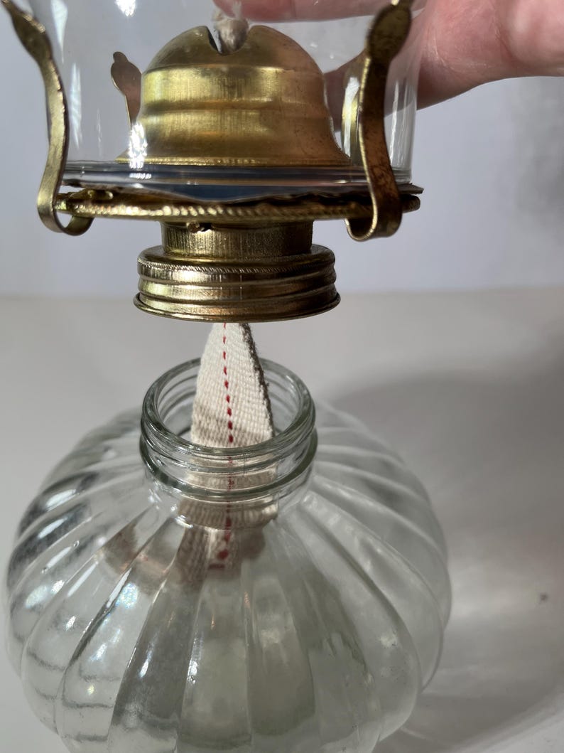 Vintage Lamplight Farms Oil Lamp – Golden Globe Ribbed Glass - Etsy