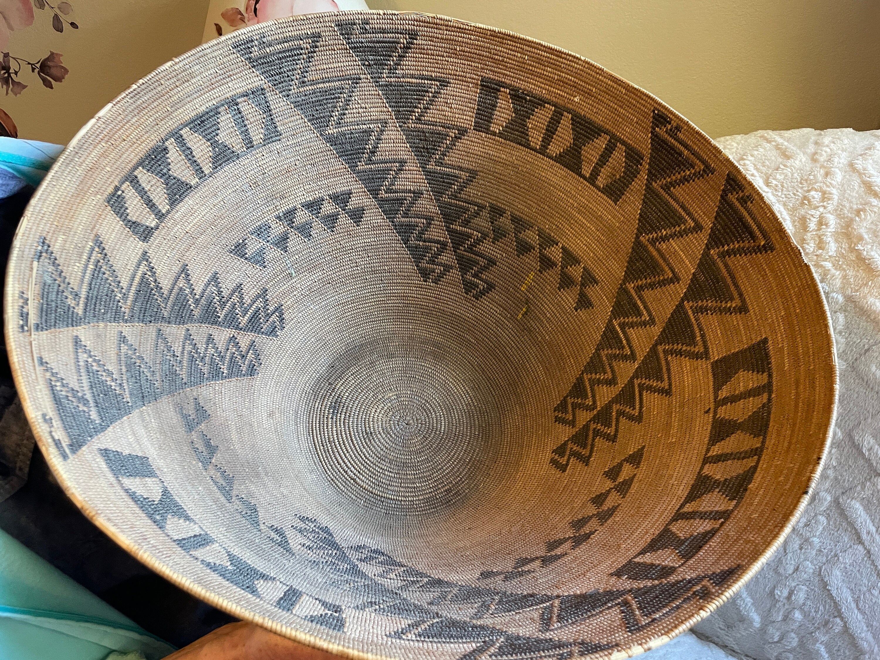Authentic Vintage Mono Basket/bowl - Etsy
