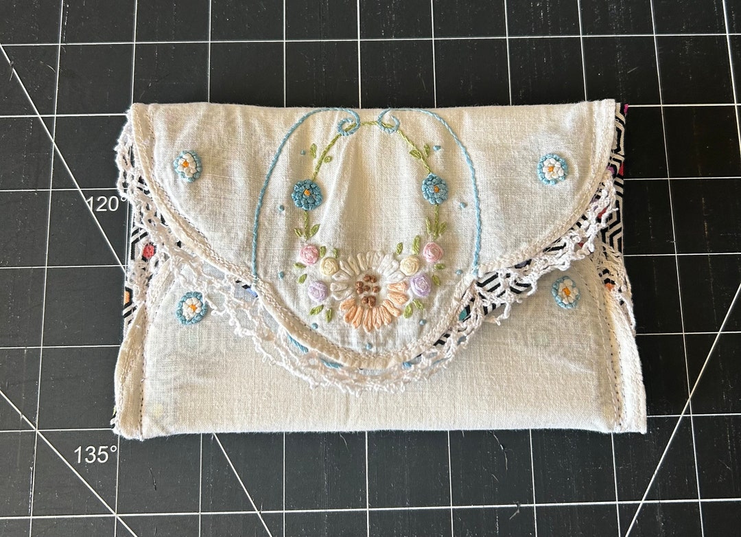 Vintage Embroidery Wallet, Upcycled Floral Embroidered Clutch Wallet ...