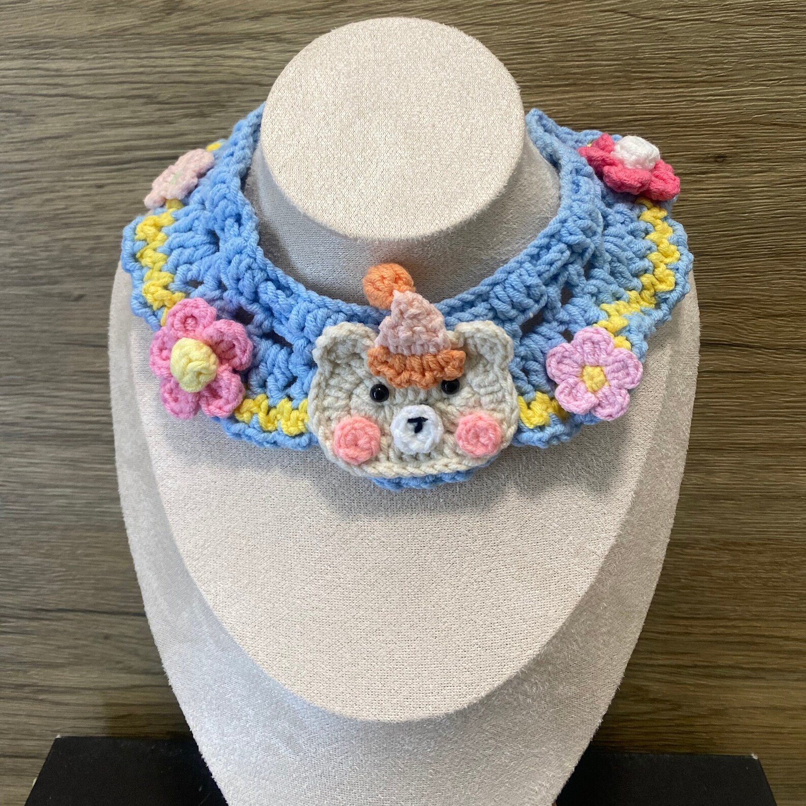 Handmade Party Bear Crochet Pet Collar, Decorated With Crocheted Bear,4 ...