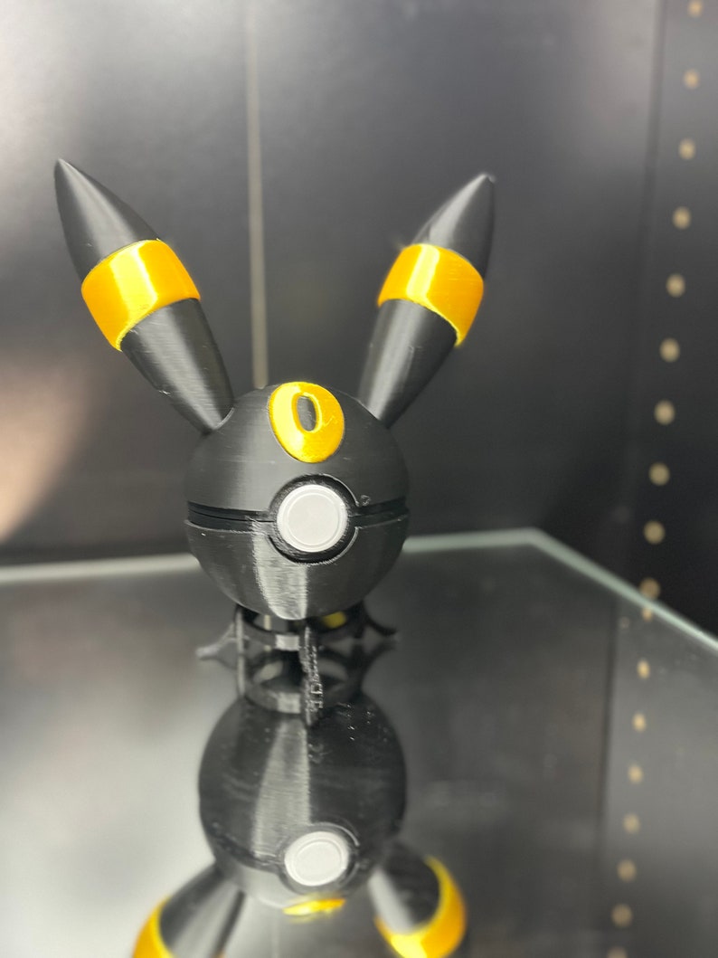 Fan Made Umbreon Pokeball - Etsy
