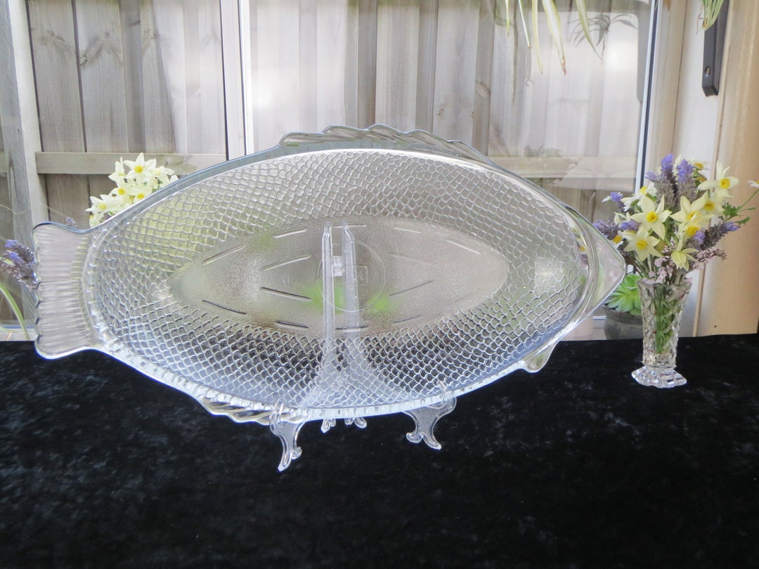 1950's Oven to Table Fish Shaped Baking Dish From Glasbake in the USA ...