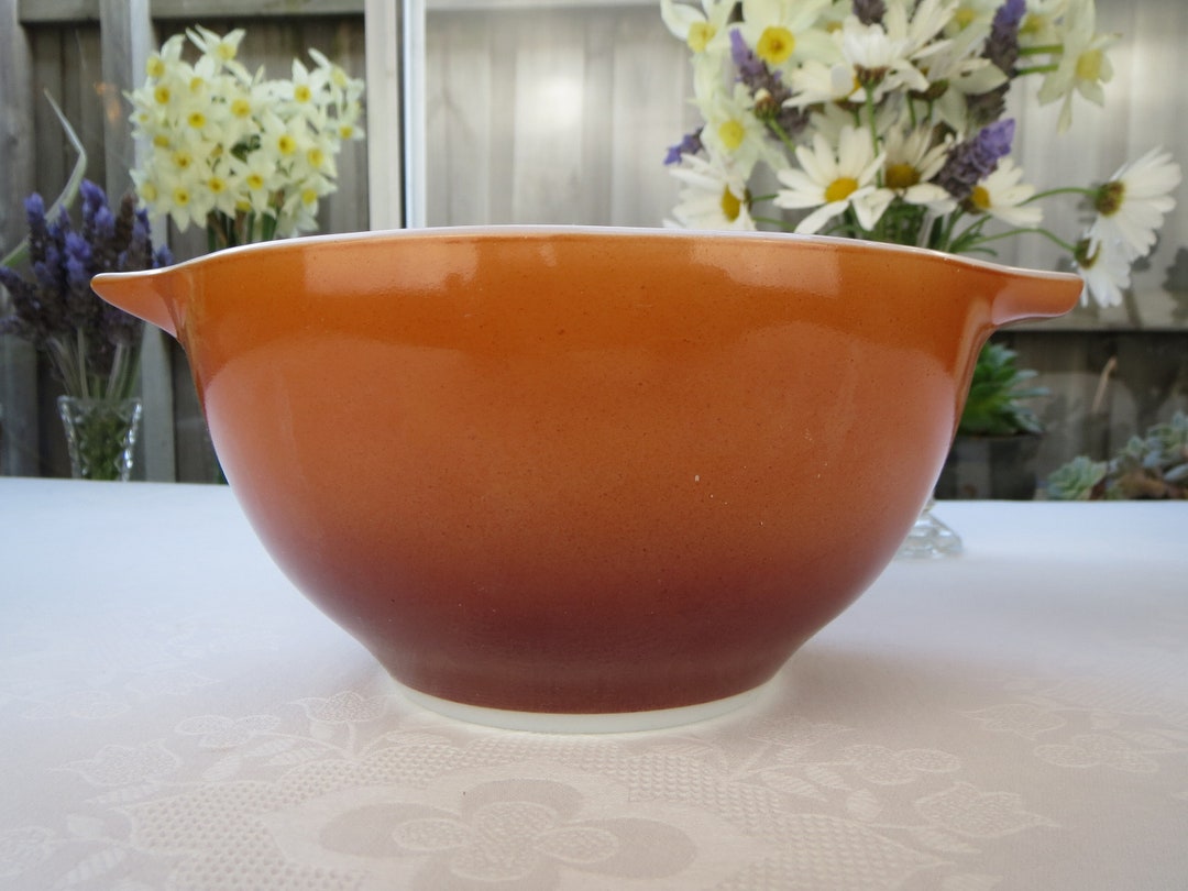Small Crown Pyrex Burnt Ombre Orange to Brown Cinderella Stackable ...