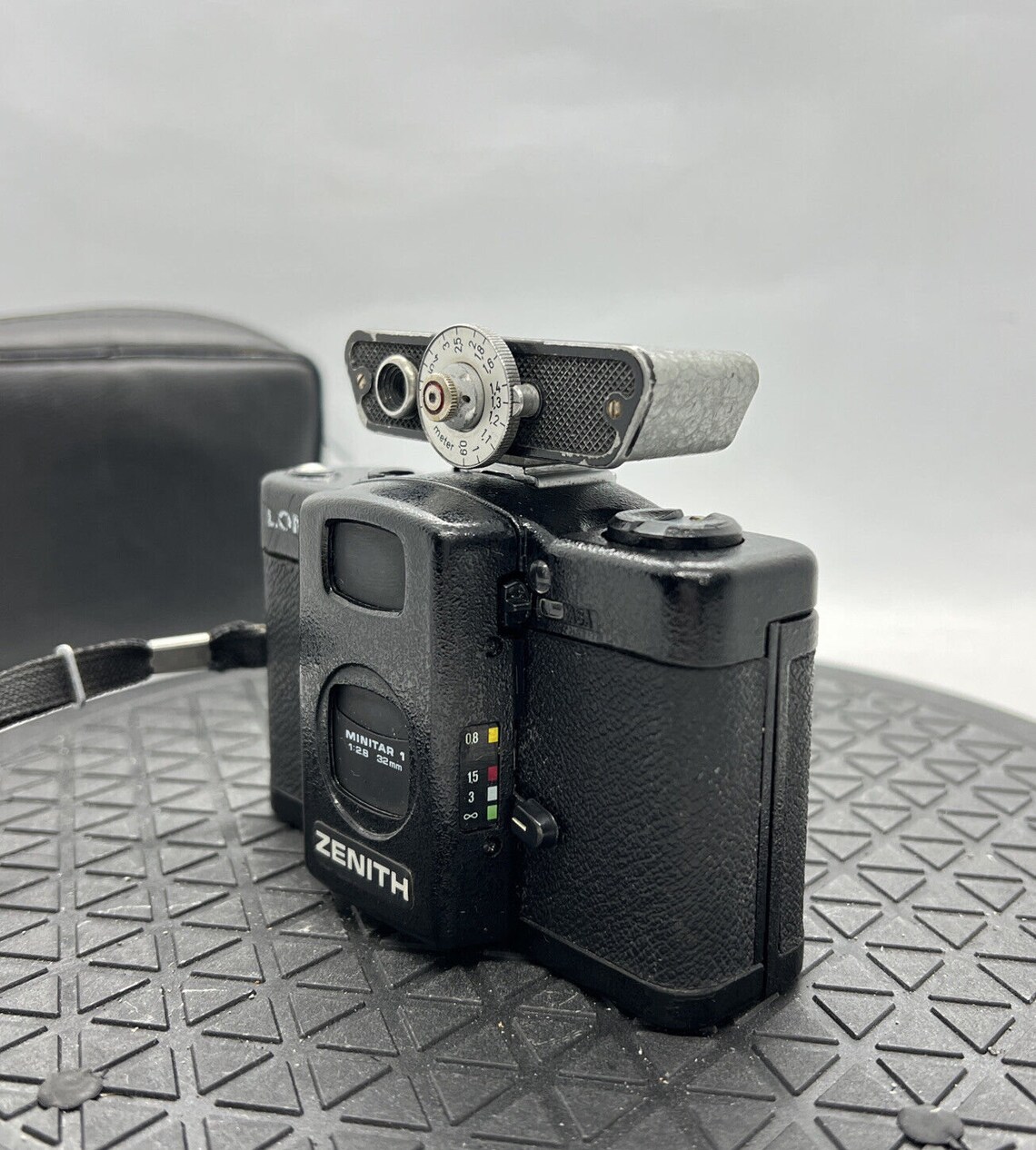 Zenith Lomo Lc-a Compact Film Cameramedis Shoe Mount Rangefinder ...