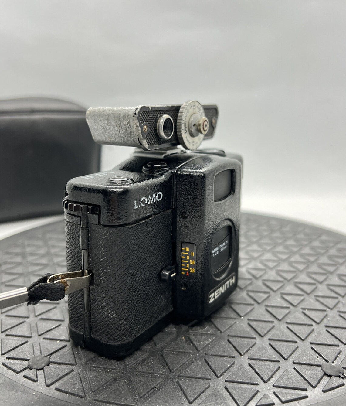 Zenith Lomo Lc-a Compact Film Cameramedis Shoe Mount Rangefinder ...