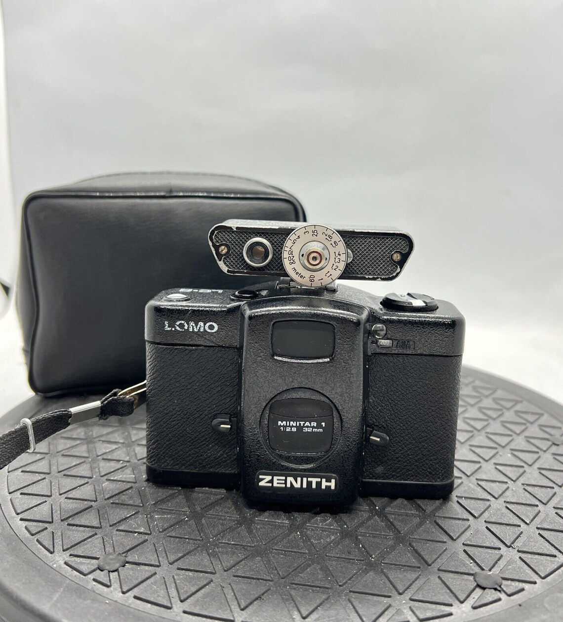 Zenith Lomo Lc-a Compact Film Cameramedis Shoe Mount Rangefinder ...