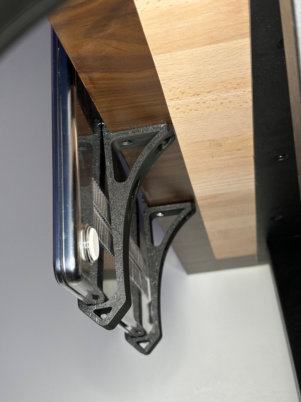 Vertical Laptop Holder for Desk, MacBook Mount, Desk Mounted Laptop ...