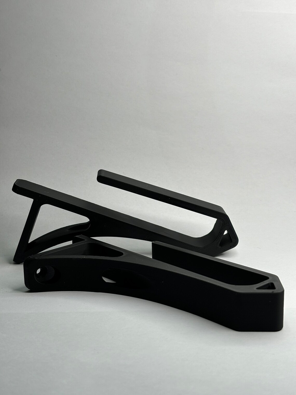 Vertical Laptop Holder for Desk, MacBook Mount, Desk Mounted Laptop ...