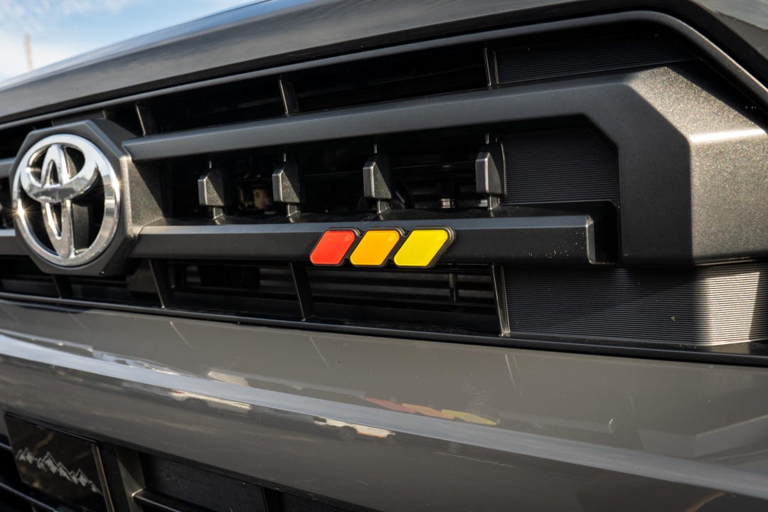 2025 Toyota 4runner SR5 TRD Style Grille Emblem 6th Generation ...