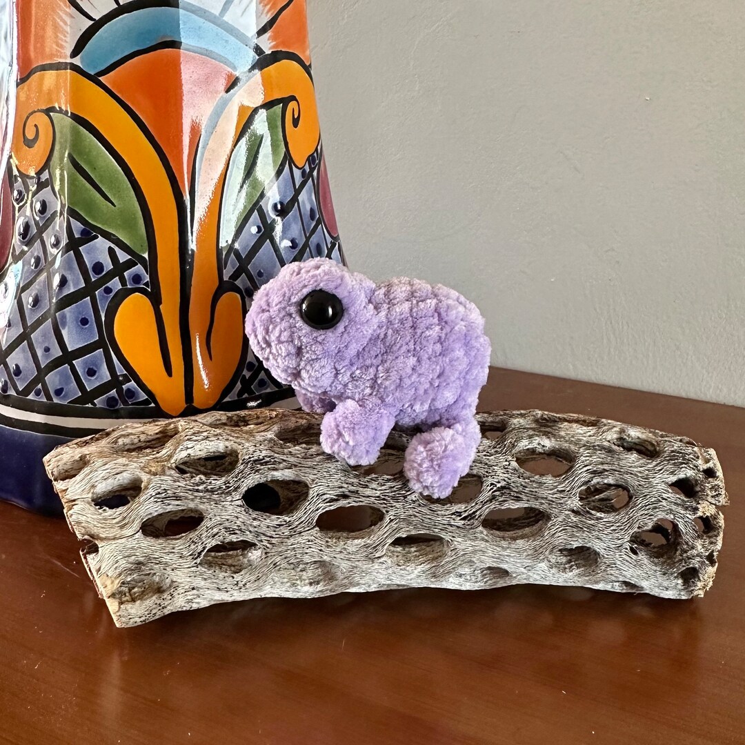 Tiny the Tucson Toad Plushie Lavender Crochet Desk Pet Pocket Toad Mini ...