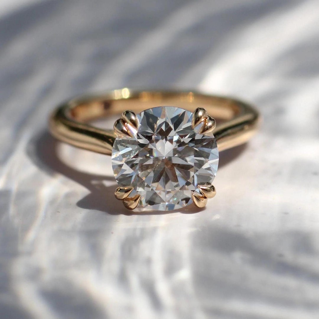 Round Engagement Ring in 14k Solid Gold, Lab Grown Diamond Engagement ...