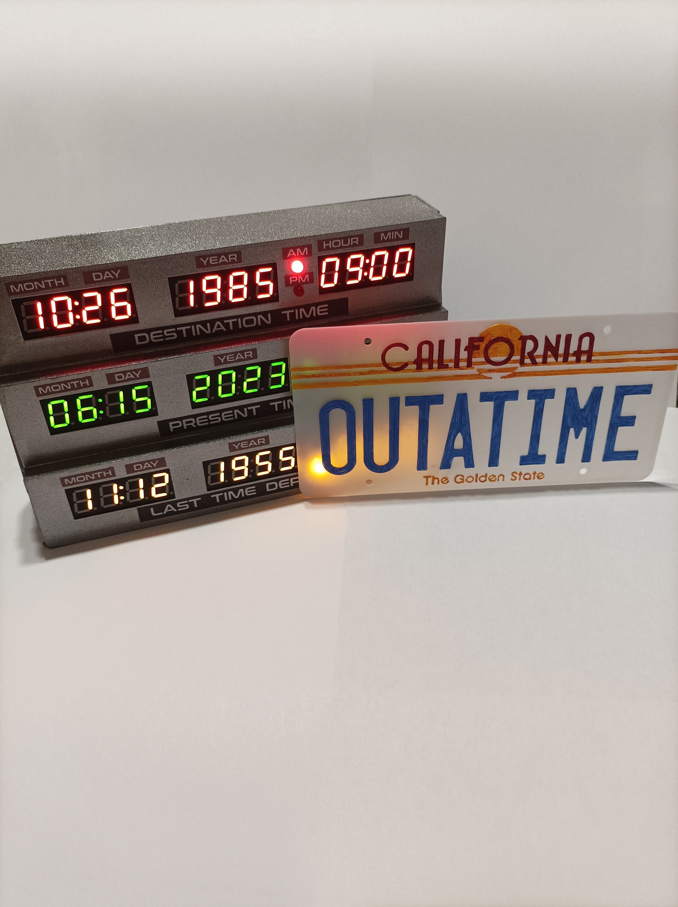 Back to the Future Watch time Machine Time Travel Machine of the ...