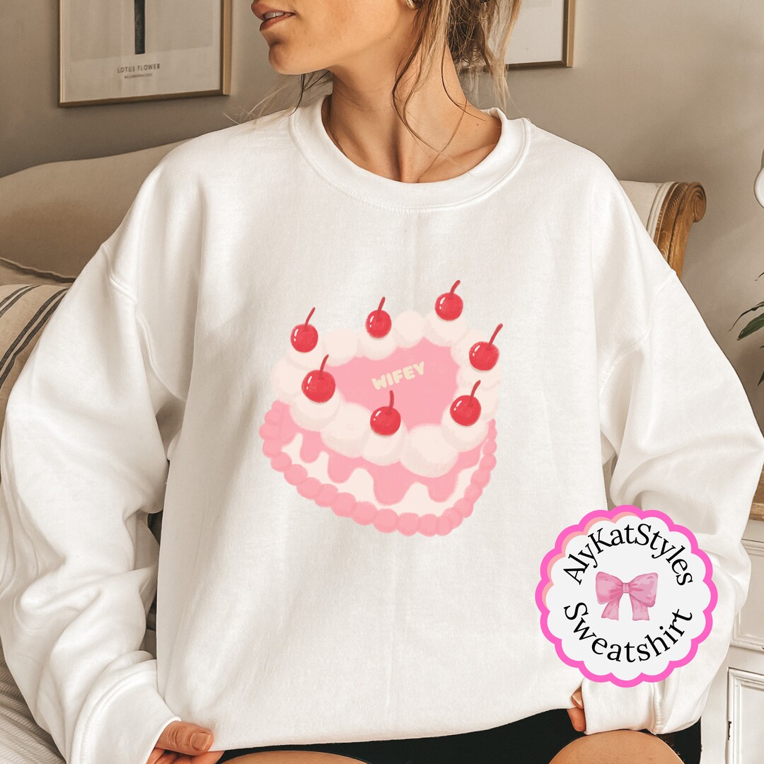 Wifey Sweatshirt With Sweet Vintage Cake Design Cozy Bridal Shower Gift ...