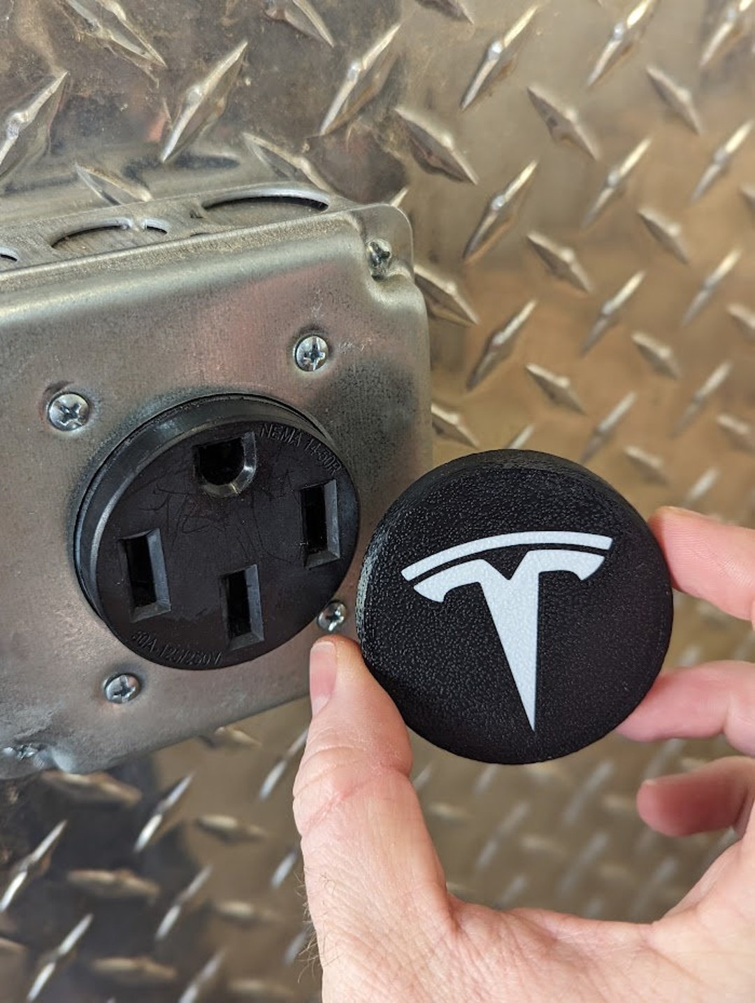 Tesla / EV Charger Outlet Safety Cover (NEMA 14-50, 220/240 Volt) - Etsy