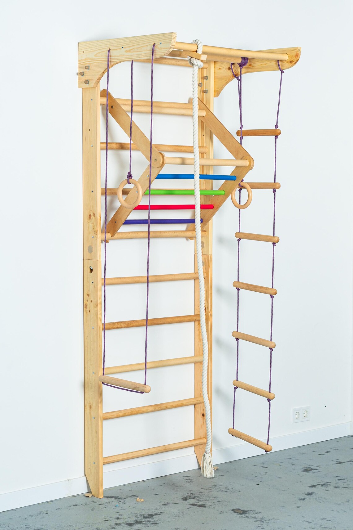 Sport Ladder With Fixed Pull-up Bar, Rope Attachments and Monkey ...