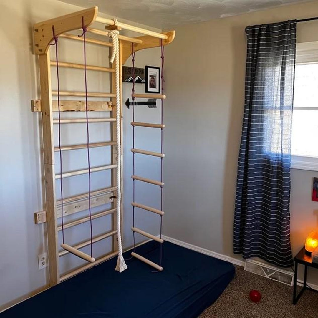 Sport Ladder With Fixed Pull-up Bar and Rope Swing Attachments for Home ...