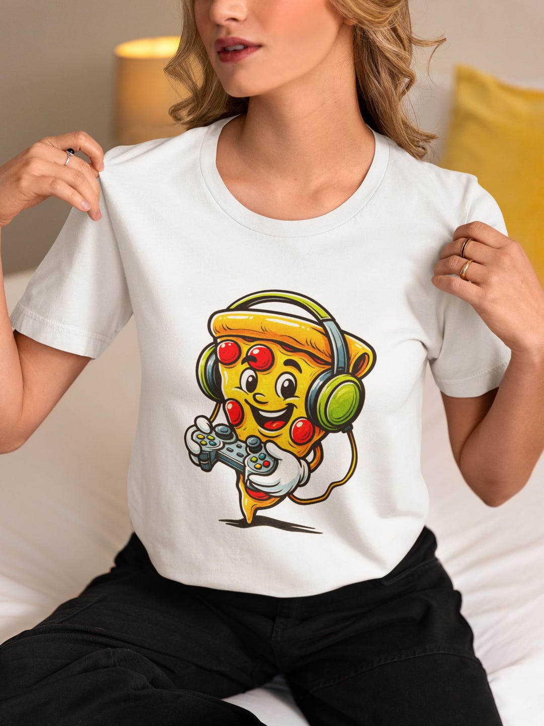 Pizza Gamer With Headphones & Controller Unisex T-shirt for Adults ...
