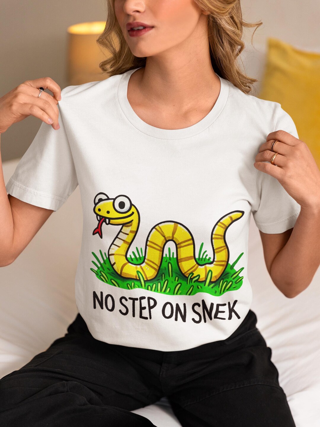 Funny "no Step on Snek" T-shirt, Meme Snake Graphic Tee, Cute and ...