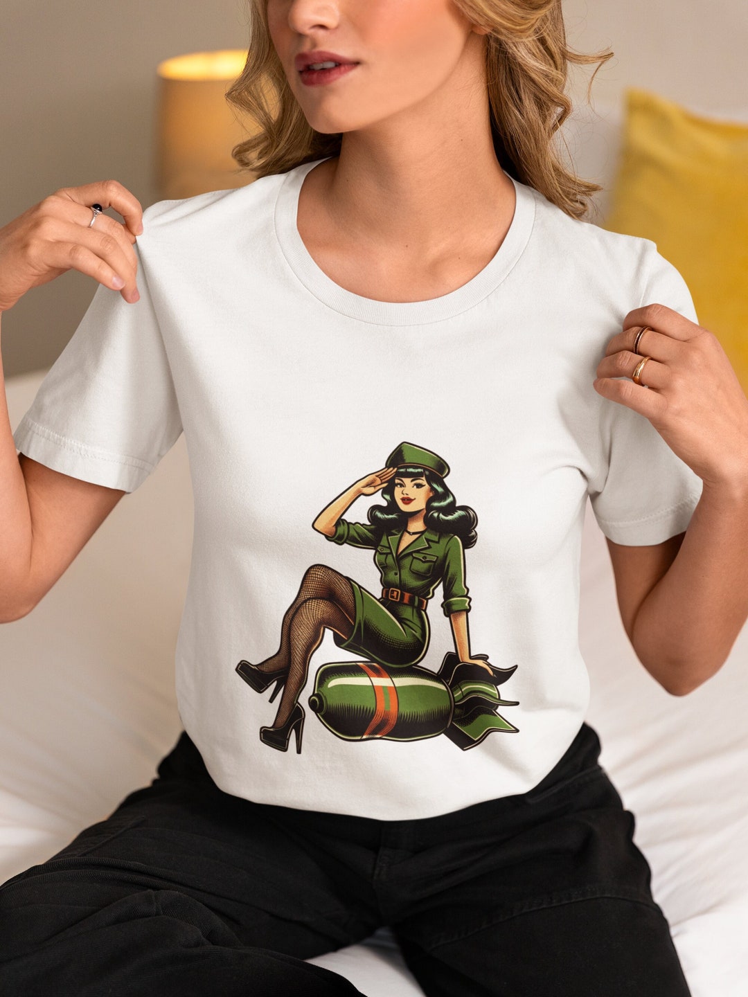 Vintage Military Pin-up Girl T-shirt, Retro WWII Style ,unisex Graphic Tee,classic Bombshell Art ...