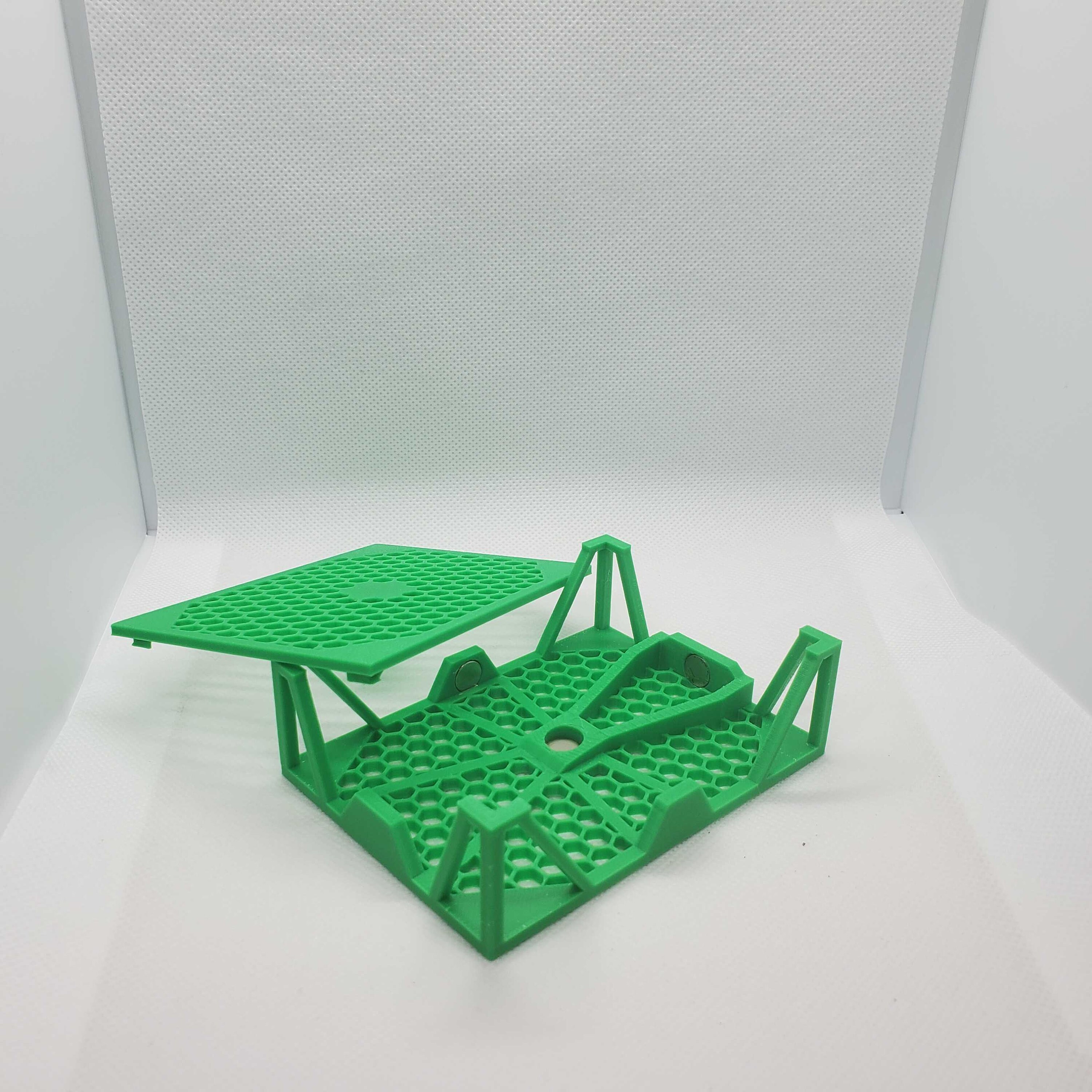 Magnetic Playing Card Box, Snappable Cover for Secure Storage, Modular ...