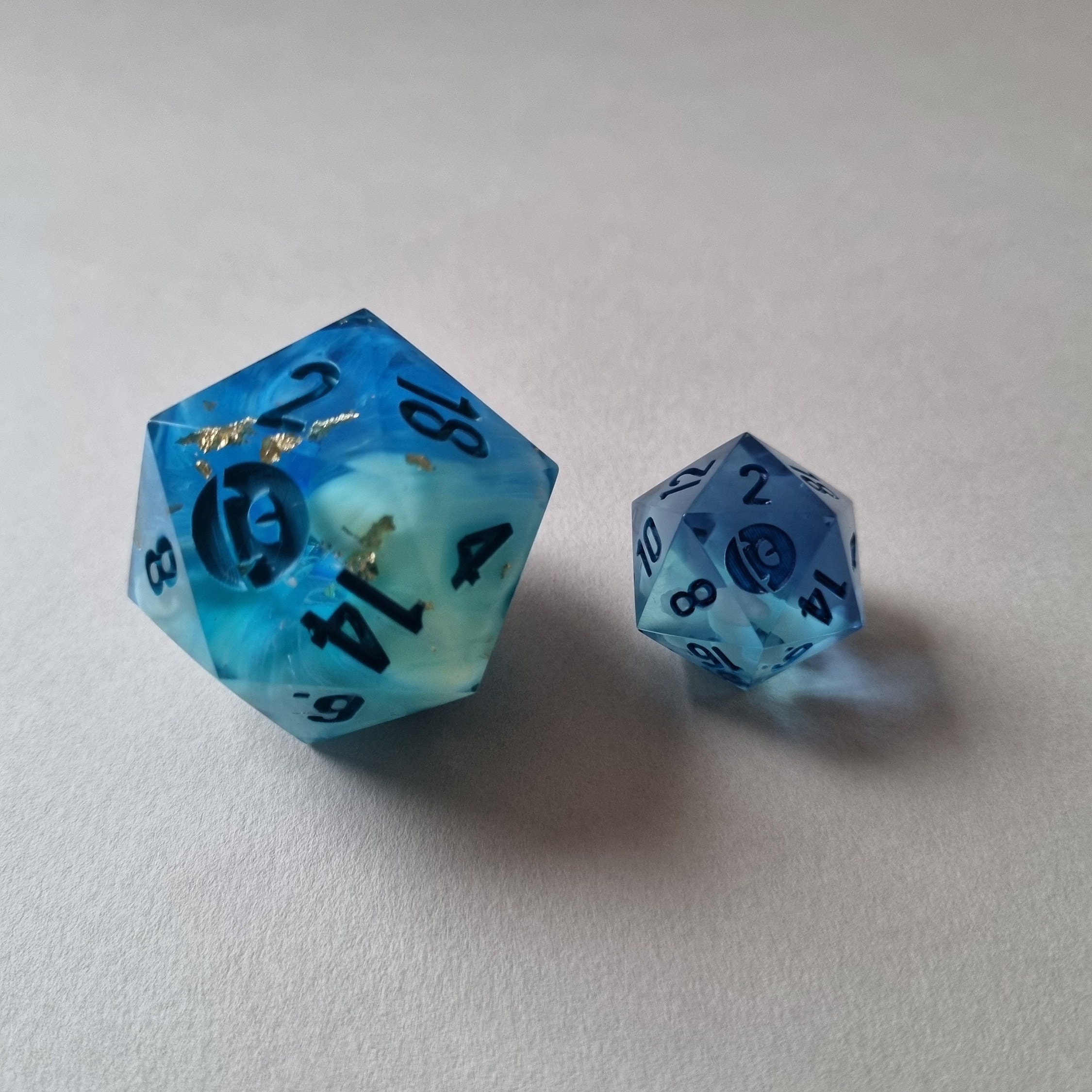 Sunken Treasures / CHUNKY D20 36mm / 100% Handmade D20 for TTRPG / D&D ...