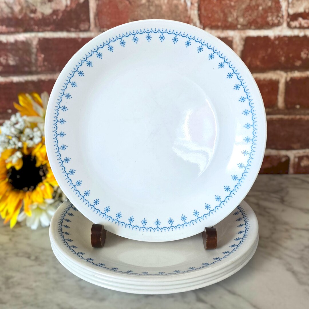 Vintage Corelle Snowflake Blue 8.5" Salad Plate | Snowflake Garland ...