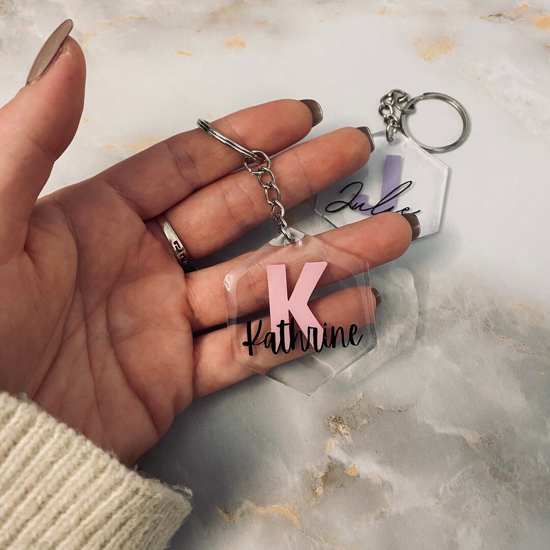 Name Keychain, Gift for Her, Personnalized Keyring, Affortable Present ...
