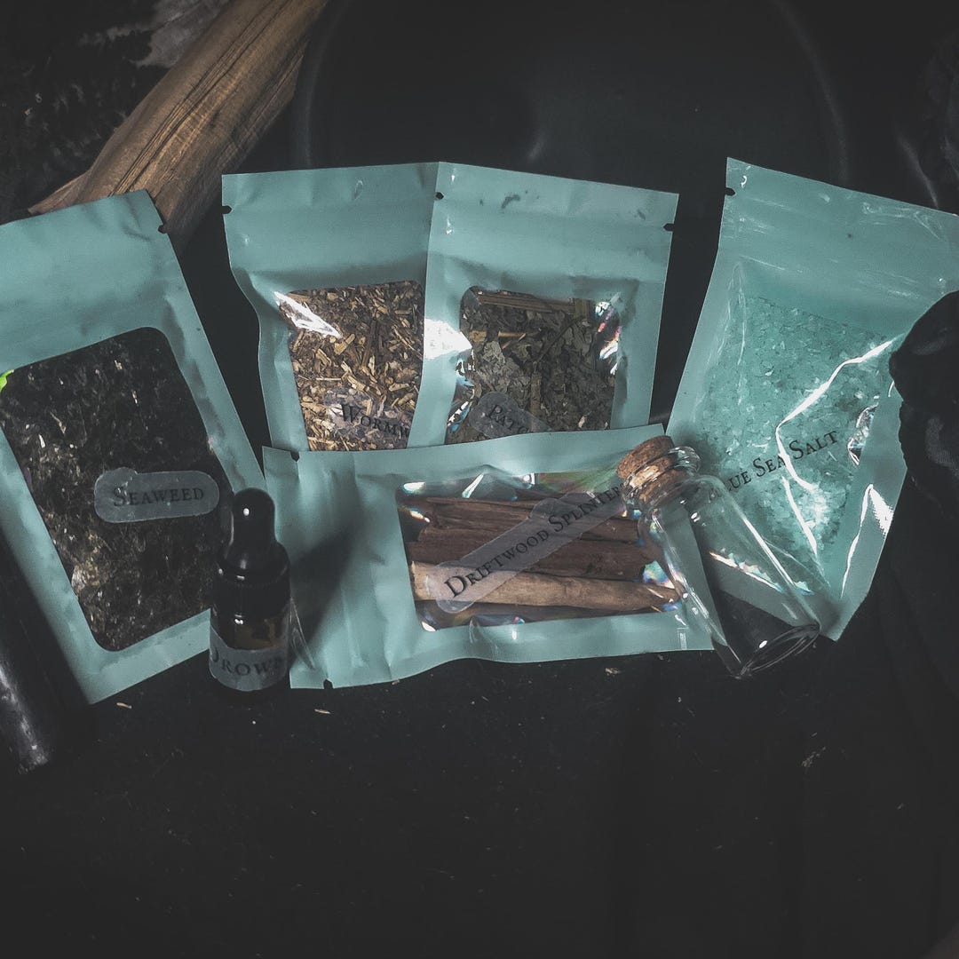 The Drowning Kit • Baneful Sea Witch Spell Kit • Dark Ocean Magic for ...