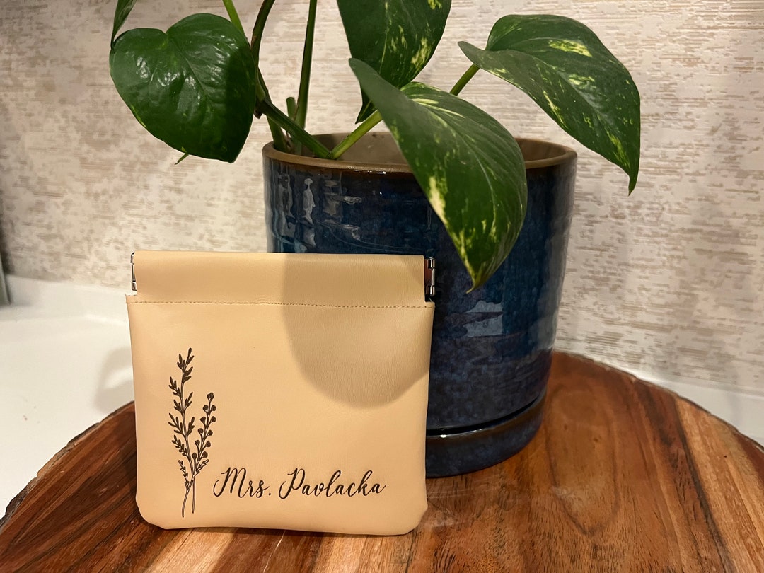 Personalized Engraved Self-closing Storage Pouch for Cosmetics ...