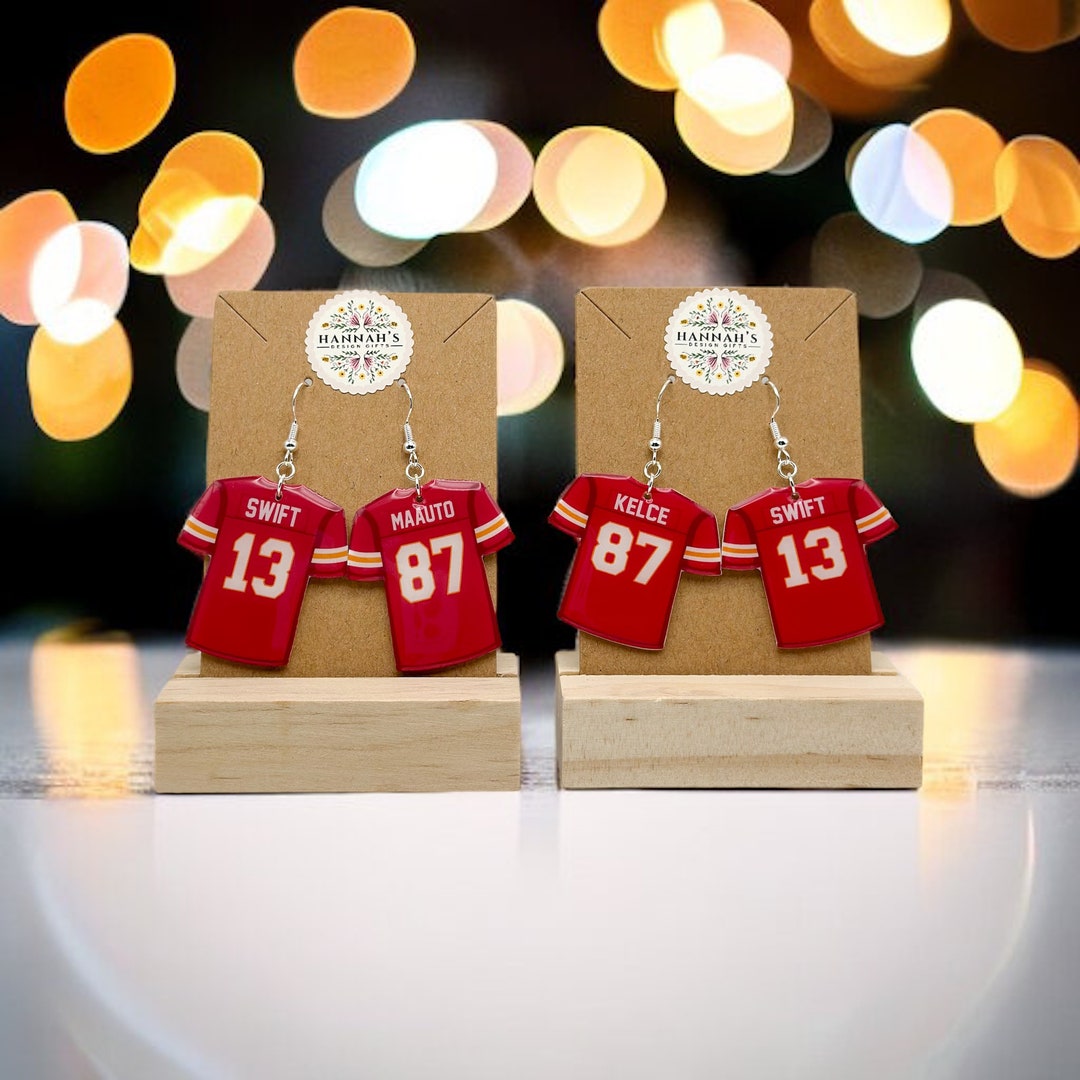 Taylor Swift & Travis Kelce Chiefs Jersey Earrings, Swift MAAUTO ...