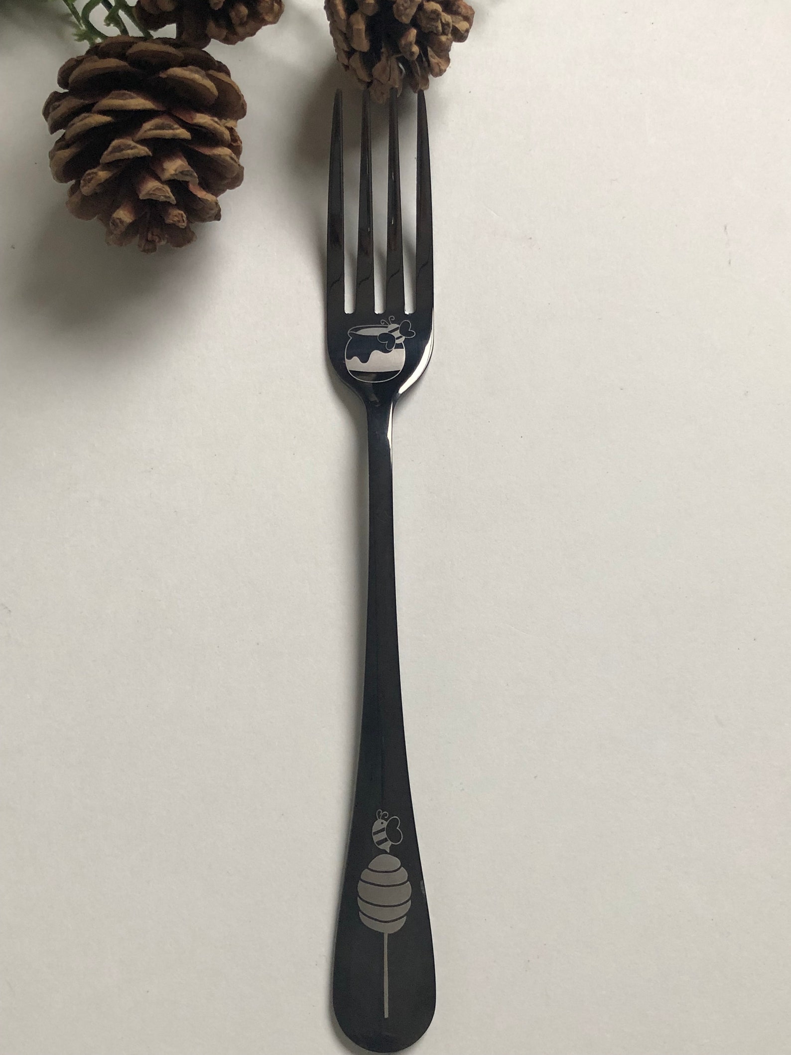 5 Piece Black Silverware Gift Set • Bee Collection • Kitchen Utensils ...