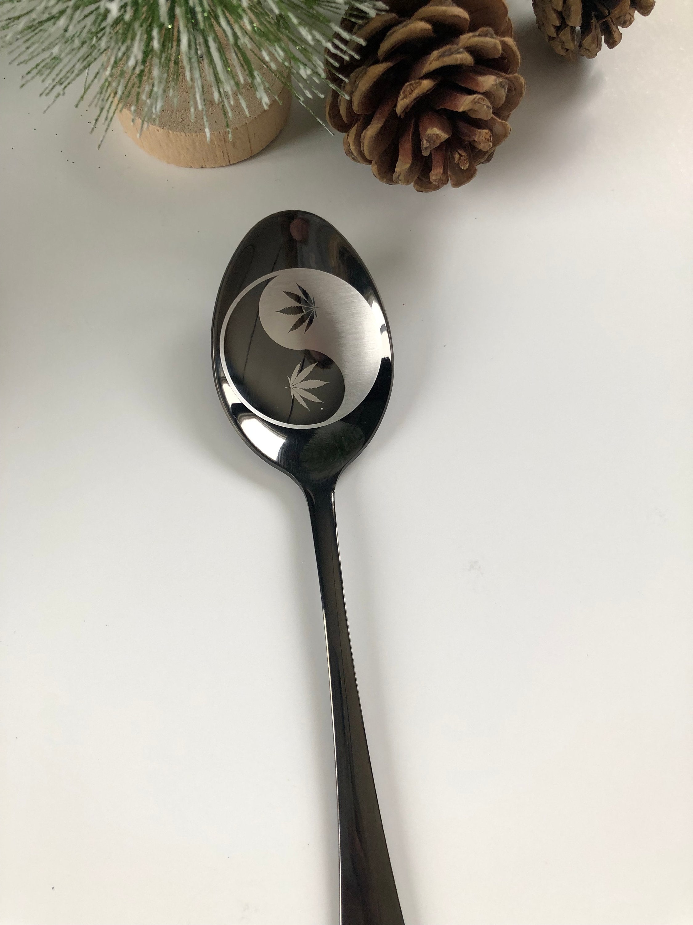 5 Piece Black Silverware Gift Set Marijuana Collection Kitchen Utensils ...