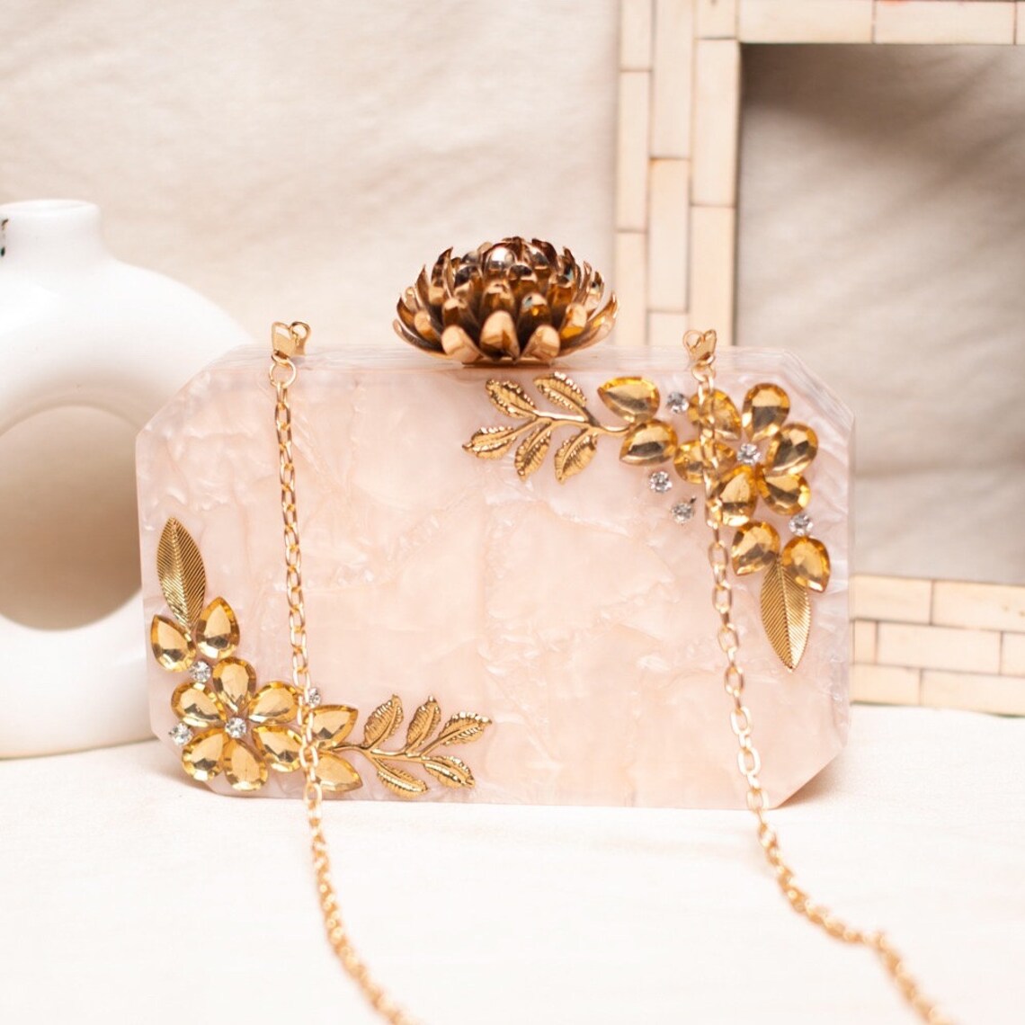 Floral Embellished Acrylic Clutches Box Wedding Box Clutches Partywear ...