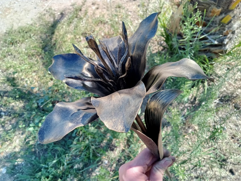 Forged Lily Flower, Metal Lily, 6th Anniversary Gift, Iron Anniversary ...