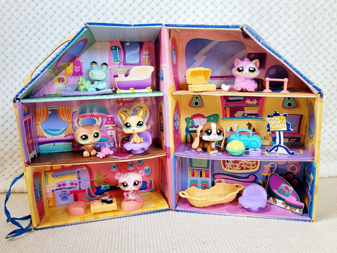 LPS Littlest Pet Shop SET With 6 Pets, Pet House and Accessories Hasbro ...