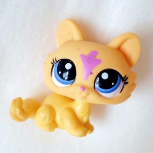 LPS Littlest Pet Shop - 8 Pets to Choose From (DEFECTS) - Hasbro ...