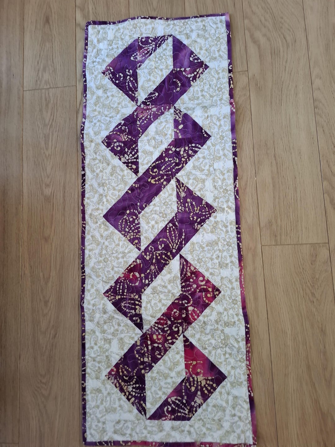 Handmade Batik Table Runner or Wall Hanging: Purple Metallic Design - Etsy